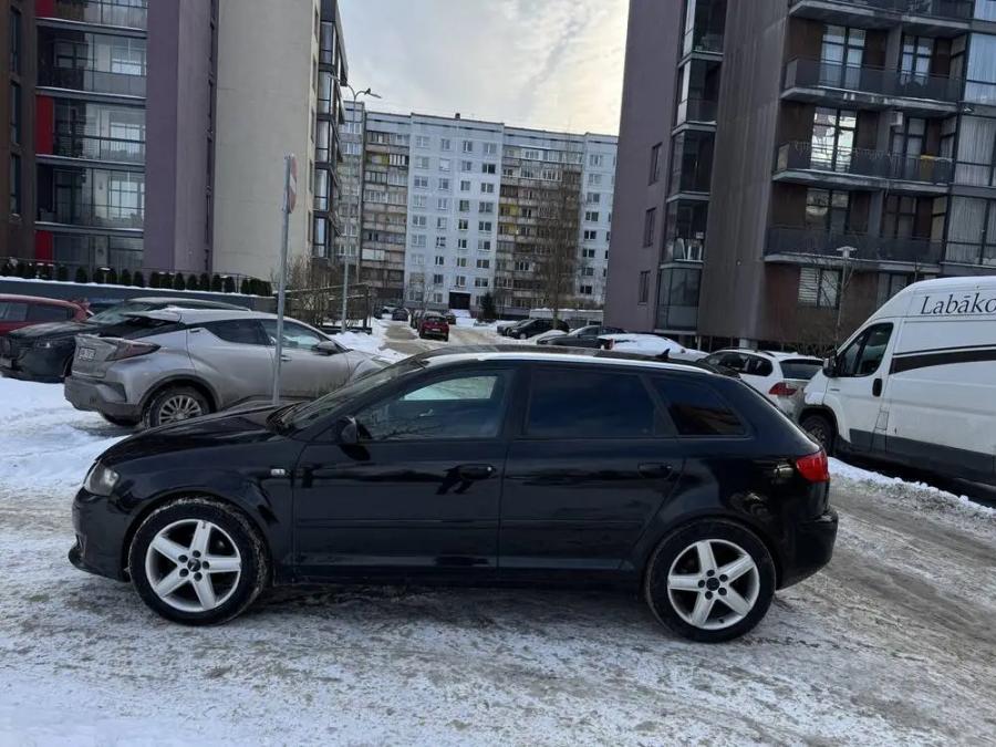Black Audi A3 2006 in Riga, with an engine capacity of 1.90 L and mileage of 340 thousand km for 2490 €, photo 4 on AUTOMOTO.COM.LV