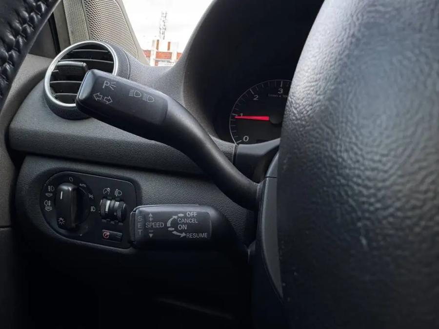 Black Audi A3 2006 in Riga, with an engine capacity of 1.90 L and mileage of 340 thousand km for 2490 €, photo 12 on AUTOMOTO.COM.LV