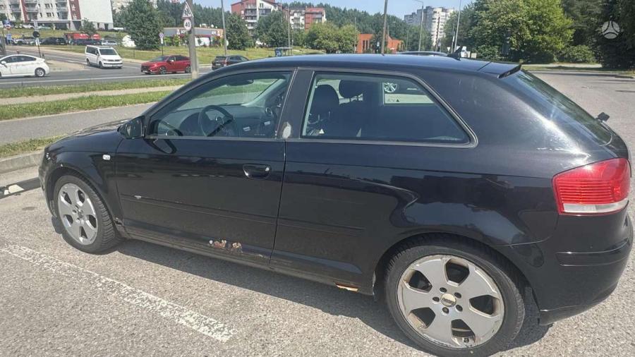 Melns Audi A3 2006 Viļņa, ar dzinēja tilpumu 1.97 L un nobraukumu 396 tūkst. km par 1100 €, foto 5 vietnē AUTOMOTO.COM.LV