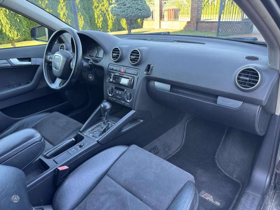 Black Audi A3 2006 in Klaipeda, with an engine capacity of 1.97 L and mileage of 295 thousand km for 2450 €, photo 8 on AUTOMOTO.COM.LV