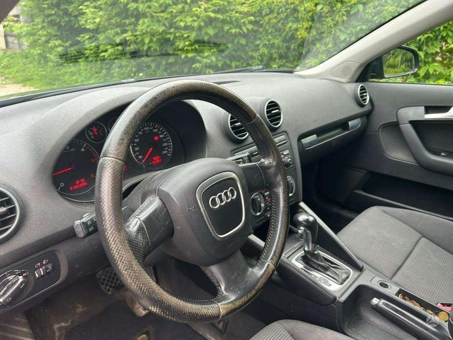 Black Audi A3 2006 in Vilnius, with an engine capacity of 1.97 L and mileage of 314 thousand km for 1900 €, photo 9 on AUTOMOTO.COM.LV