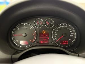 Black Audi A3 2006 in Vilnius, with an engine capacity of 2.00 L and mileage of 396 thousand km for 1500 €, photo 19 on AUTOMOTO.COM.LV