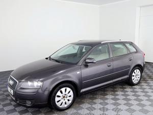Black Audi A3 2006 in Tallinn, with an engine capacity of 1.60 L and mileage of 328 thousand km for 899 €, photo 10 on AUTOMOTO.COM.LV