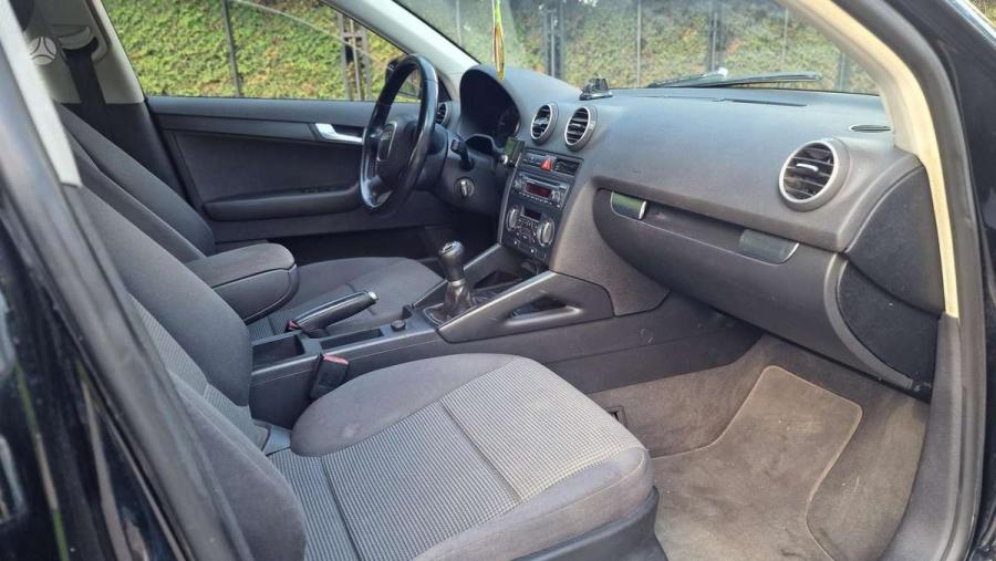 Black Audi A3 2006 in Vilnius, with an engine capacity of 2.00 L and mileage of 480 thousand km for 1650 €, photo 7 on AUTOMOTO.COM.LV