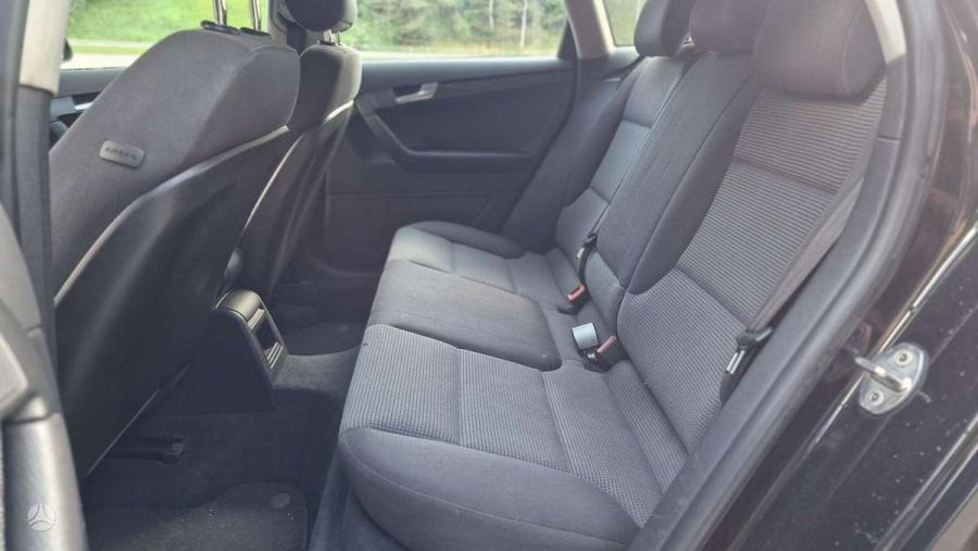 Black Audi A3 2006 in Vilnius, with an engine capacity of 2.00 L and mileage of 480 thousand km for 1650 €, photo 9 on AUTOMOTO.COM.LV