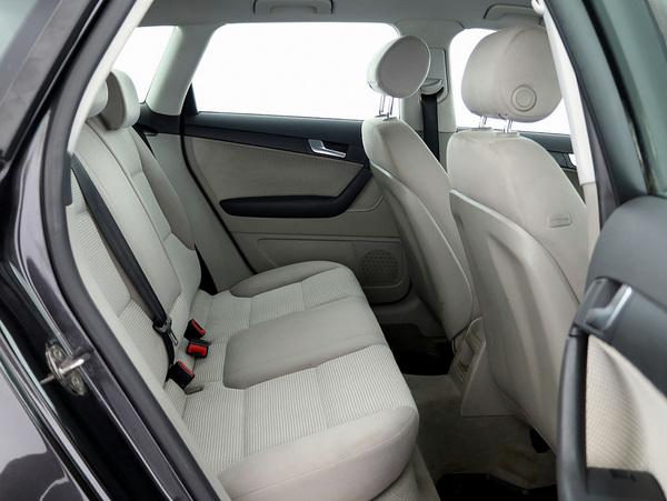 Melns Audi A3 2006 Tallina, ar dzinēja tilpumu 1.60 L un nobraukumu 328 tūkst. km par 799 €, foto 7 vietnē AUTOMOTO.COM.LV