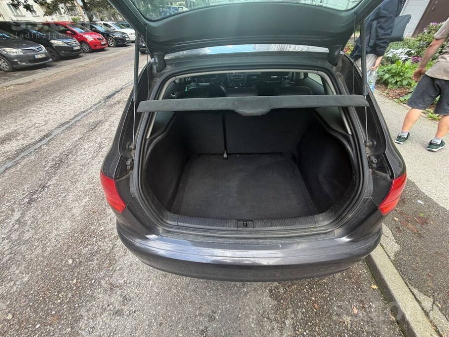Black Audi A3 2006 in Riga, with an engine capacity of 2.00 L and mileage of 406 thousand km for 2200 €, photo 11 on AUTOMOTO.COM.LV