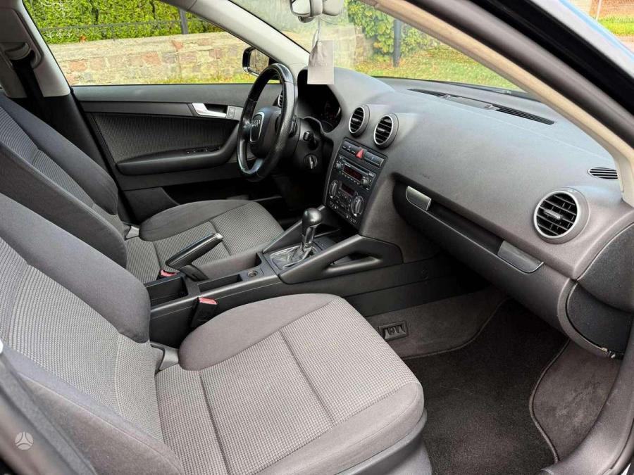Black Audi A3 2006 in Vilnius, with an engine capacity of 1.97 L and mileage of 430 thousand km for 3150 €, photo 19 on AUTOMOTO.COM.LV