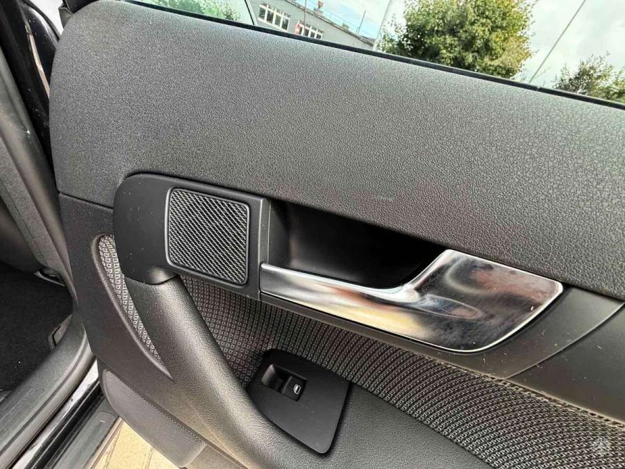 Black Audi A3 2006 in Vilnius, with an engine capacity of 1.97 L and mileage of 430 thousand km for 3150 €, photo 27 on AUTOMOTO.COM.LV