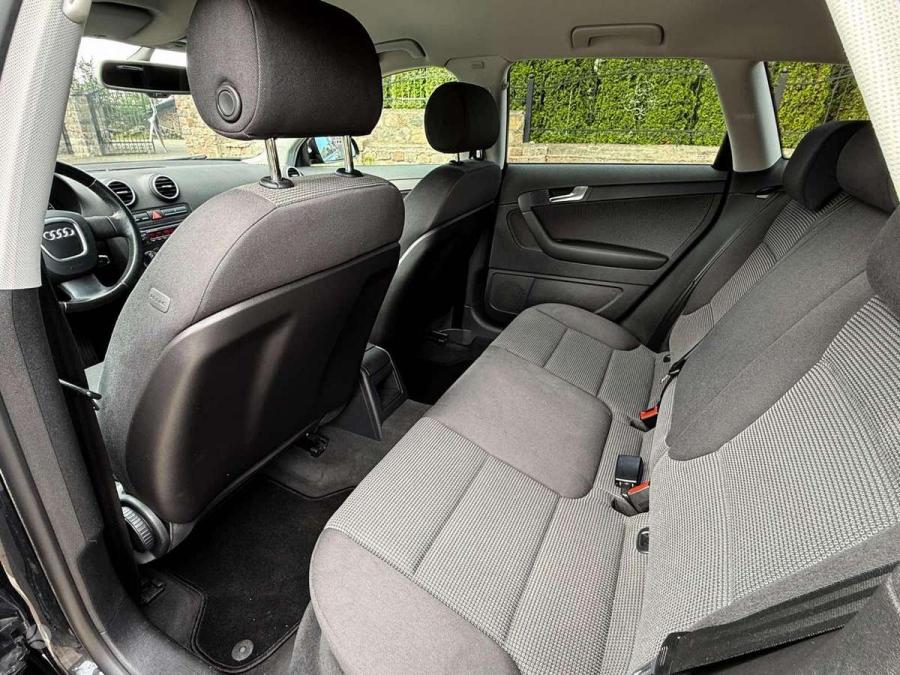 Black Audi A3 2006 in Vilnius, with an engine capacity of 1.97 L and mileage of 430 thousand km for 3150 €, photo 28 on AUTOMOTO.COM.LV