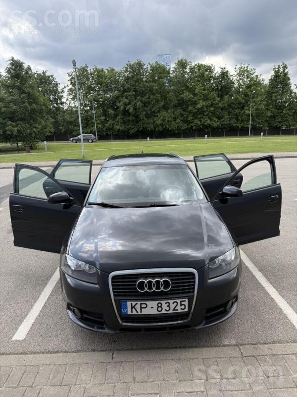 Black Audi A3 2007 in Riga, with an engine capacity of 2.00 L and mileage of 324 thousand km for 2100 €, photo 3 on AUTOMOTO.COM.LV