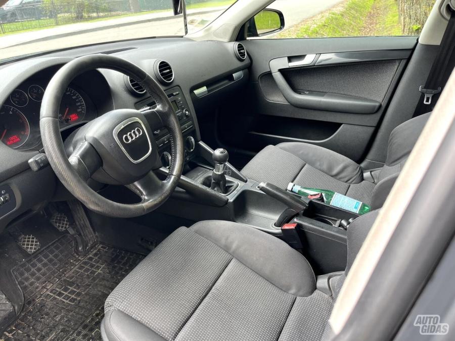 Black Audi A3 2007 in Kaunas, with an engine capacity of 1.90 L and mileage of 278 thousand km for 2200 €, photo 13 on AUTOMOTO.COM.LV