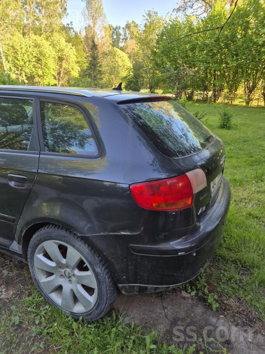 Black Audi A3 2007 in Riga, with an engine capacity of 2.00 L and mileage of 350 thousand km for 800 €, photo 9 on AUTOMOTO.COM.LV