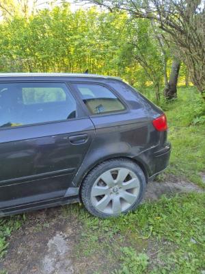 Black Audi A3 2007 in Riga, with an engine capacity of 2.00 L and mileage of 350 thousand km for 800 €, photo 10 on AUTOMOTO.COM.LV