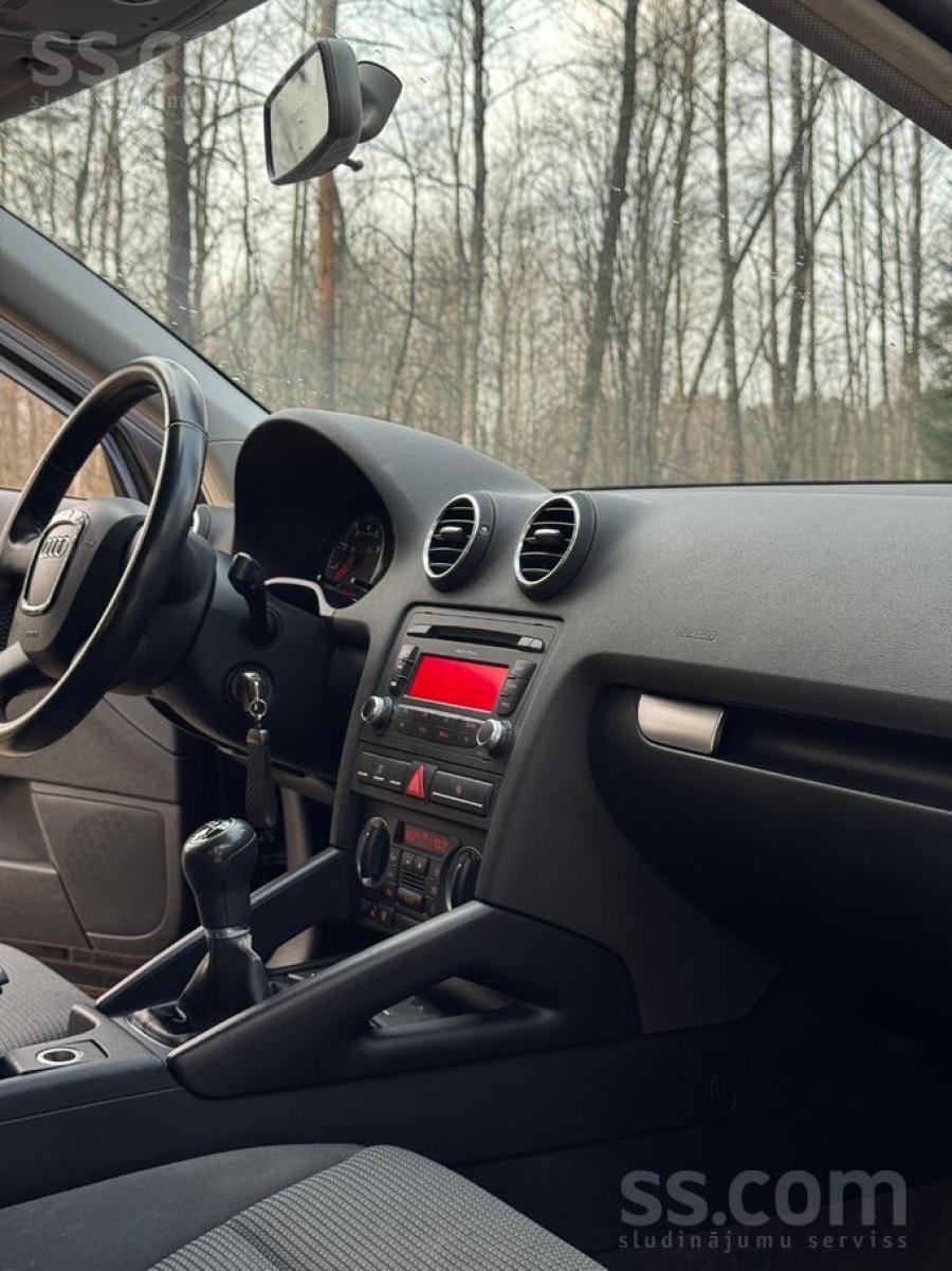 Black Audi A3 2007 in Riga, with an engine capacity of 1.80 L and mileage of 288 thousand km for 2950 €, photo 6 on AUTOMOTO.COM.LV