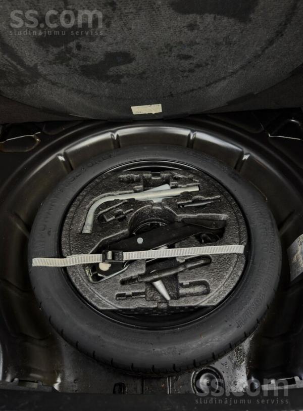 Black Audi A3 2007 in Riga, with an engine capacity of 1.80 L and mileage of 288 thousand km for 2950 €, photo 9 on AUTOMOTO.COM.LV