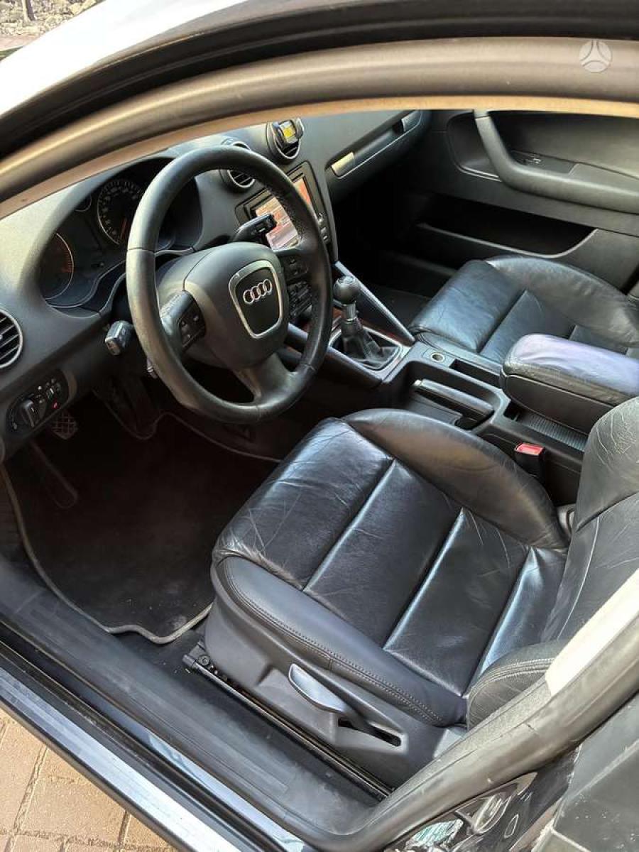 Melns Audi A3 2007 Šauļi, ar dzinēja tilpumu 1.93 L un nobraukumu 362 tūkst. km par 2400 €, foto 12 vietnē AUTOMOTO.COM.LV