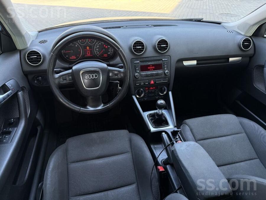 Black Audi A3 2007 in Riga, with an engine capacity of 2.00 L and mileage of 478 thousand km for 2390 €, photo 7 on AUTOMOTO.COM.LV
