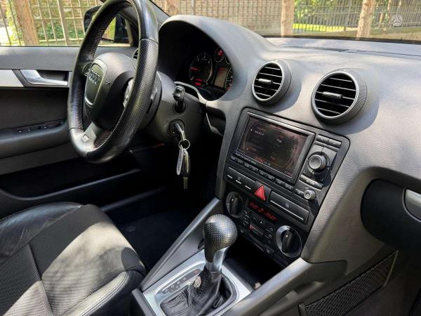 Black Audi A3 2007 in Utena, with an engine capacity of 2.00 L and mileage of 237 thousand km for 4250 €, photo 9 on AUTOMOTO.COM.LV