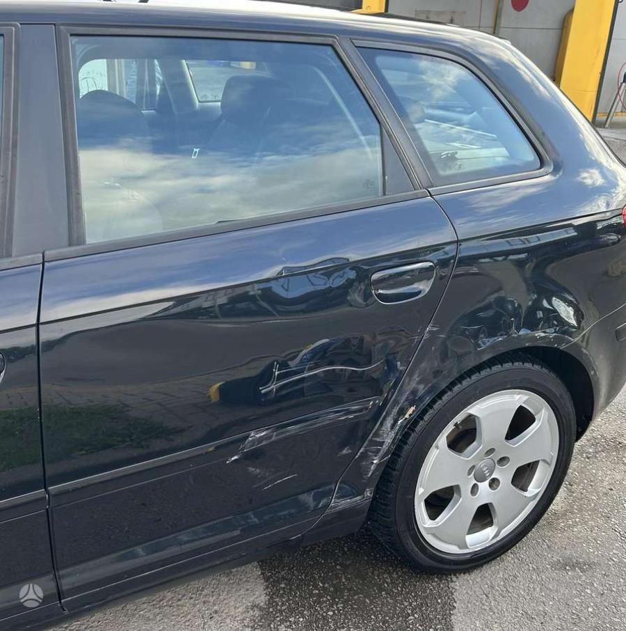 Black Audi A3 2007 in Kaunas, with an engine capacity of 1.80 L and mileage of 197 thousand km for 2500 €, photo 6 on AUTOMOTO.COM.LV