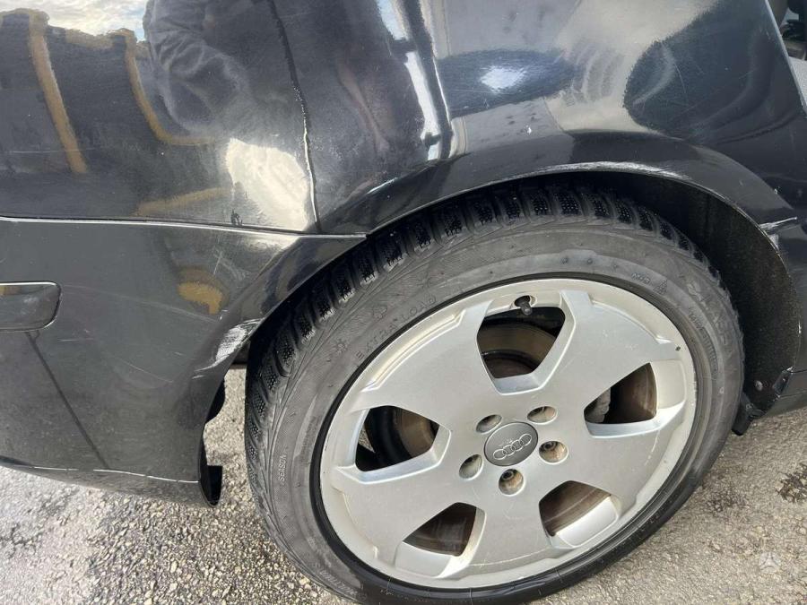 Black Audi A3 2007 in Kaunas, with an engine capacity of 1.80 L and mileage of 197 thousand km for 2500 €, photo 8 on AUTOMOTO.COM.LV