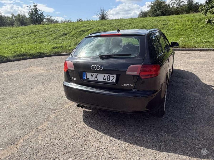 Black Audi A3 2007 in Kaunas, with an engine capacity of 1.97 L and mileage of 294 thousand km for 1575 €, photo 4 on AUTOMOTO.COM.LV