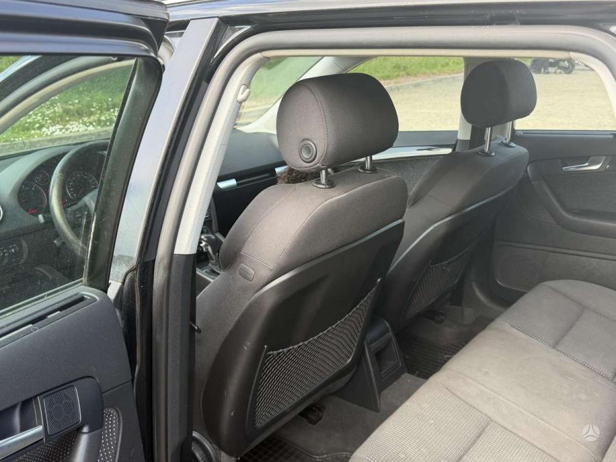 Black Audi A3 2007 in Kaunas, with an engine capacity of 1.97 L and mileage of 294 thousand km for 1575 €, photo 7 on AUTOMOTO.COM.LV