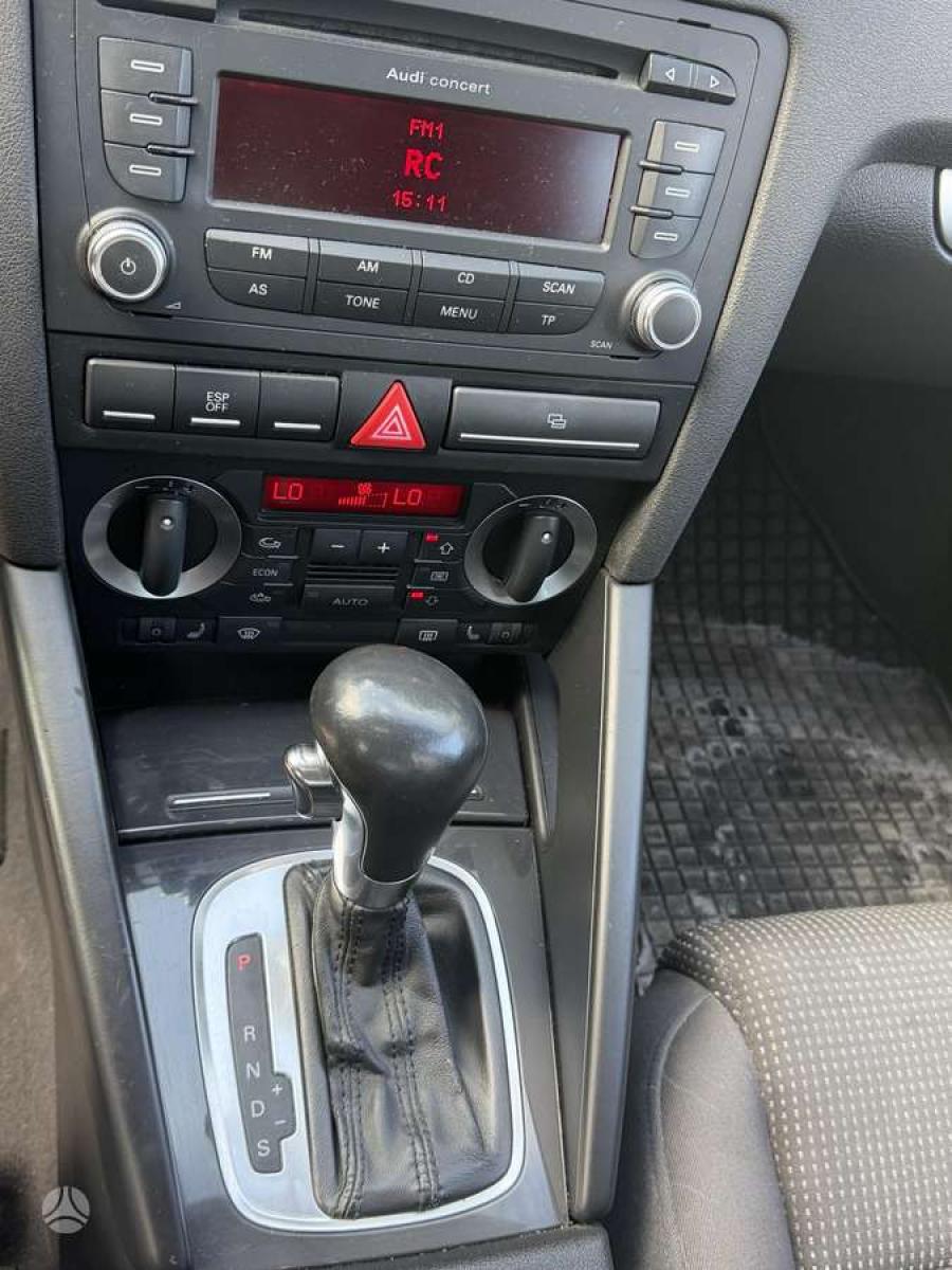 Black Audi A3 2007 in Kaunas, with an engine capacity of 1.97 L and mileage of 294 thousand km for 1575 €, photo 8 on AUTOMOTO.COM.LV