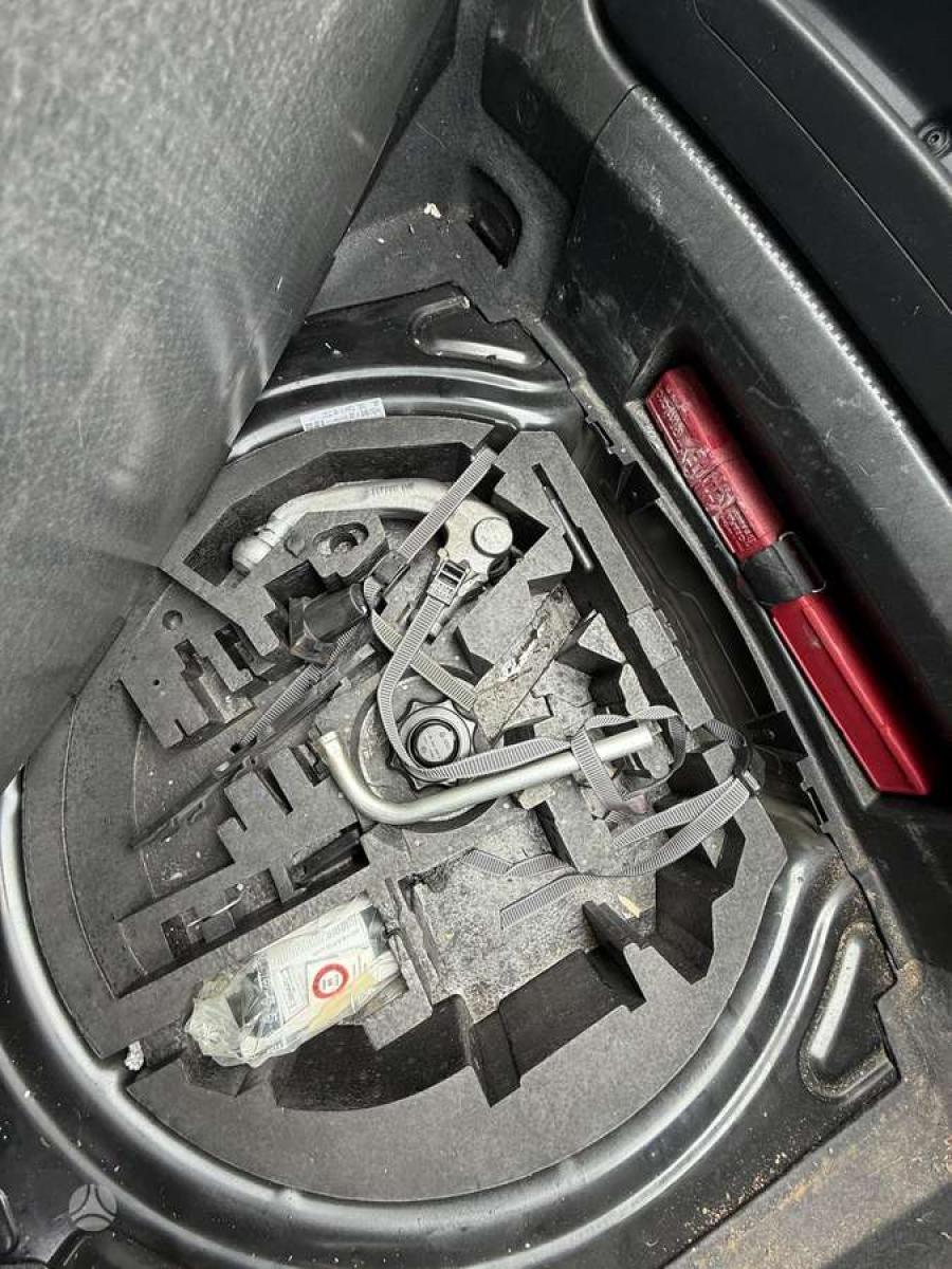 Melns Audi A3 2007 Kauņa, ar dzinēja tilpumu 1.80 L un nobraukumu 245 tūkst. km par 550 €, foto 8 vietnē AUTOMOTO.COM.LV