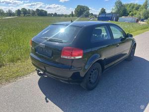 Black Audi A3 2007 in Alytus, with an engine capacity of 1.80 L and mileage of 221 thousand km for 2300 €, photo 4 on AUTOMOTO.COM.LV