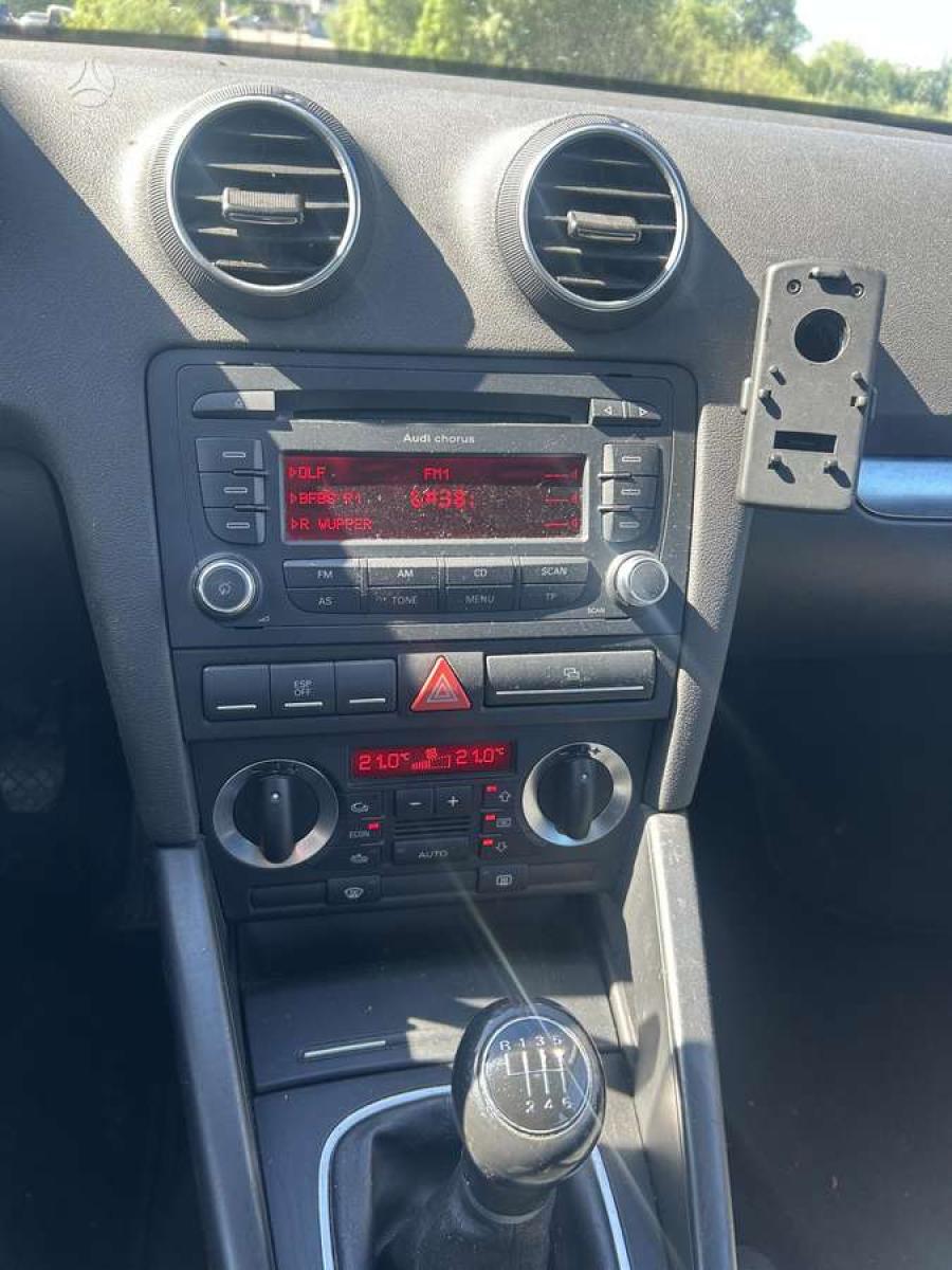 Black Audi A3 2007 in Alytus, with an engine capacity of 1.80 L and mileage of 221 thousand km for 2300 €, photo 7 on AUTOMOTO.COM.LV
