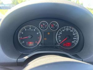 Black Audi A3 2007 in Alytus, with an engine capacity of 1.80 L and mileage of 221 thousand km for 2300 €, photo 8 on AUTOMOTO.COM.LV