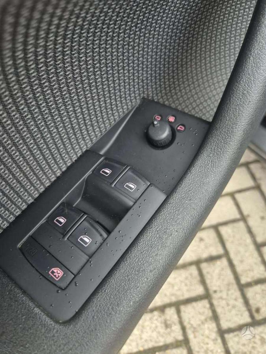 Melns Audi A3 2007 Kauņa, ar dzinēja tilpumu 1.90 L un nobraukumu 268 tūkst. km par 3100 €, foto 11 vietnē AUTOMOTO.COM.LV