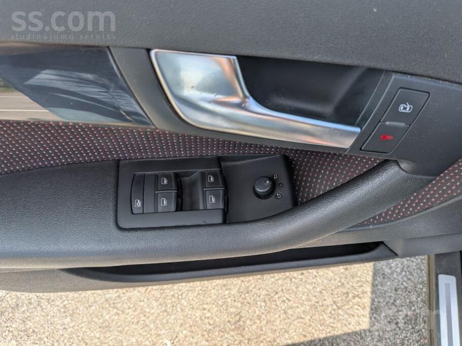 Black Audi A3 2007 in Riga, with an engine capacity of 1.80 L and mileage of 266 thousand km for 2900 €, photo 8 on AUTOMOTO.COM.LV