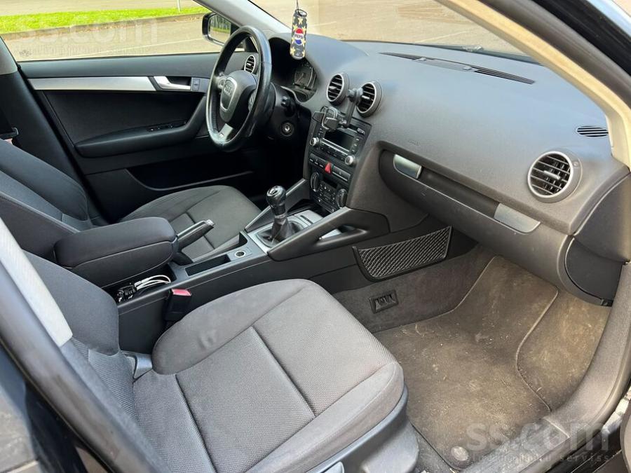 Black Audi A3 2007 in Riga, with an engine capacity of 2.00 L and mileage of 315 thousand km for 2800 €, photo 9 on AUTOMOTO.COM.LV