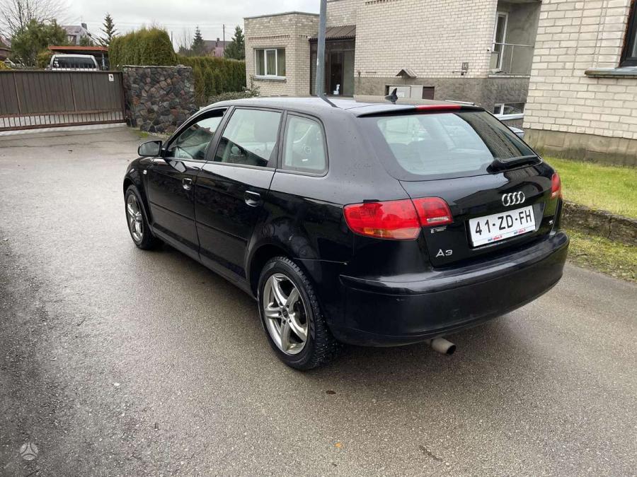 Black Audi A3 2008 in Raseiniai, with an engine capacity of 1.60 L and mileage of 196 thousand km for 3200 €, photo 4 on AUTOMOTO.COM.LV