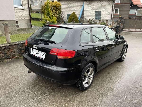 Black Audi A3 2008 in Raseiniai, with an engine capacity of 1.60 L and mileage of 196 thousand km for 3200 €, photo 5 on AUTOMOTO.COM.LV