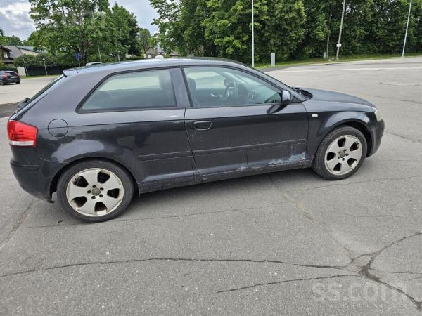 Black Audi A3 2008 in Riga, with an engine capacity of 2.00 L and mileage of 212 thousand km for 1900 €, photo 5 on AUTOMOTO.COM.LV