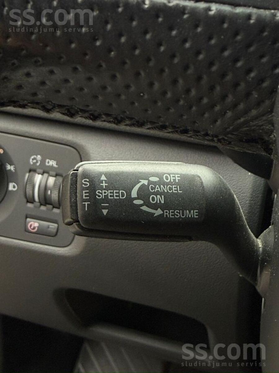 Black Audi A3 2008 in Riga, with an engine capacity of 2.00 L and mileage of 292 thousand km for 6500 €, photo 16 on AUTOMOTO.COM.LV
