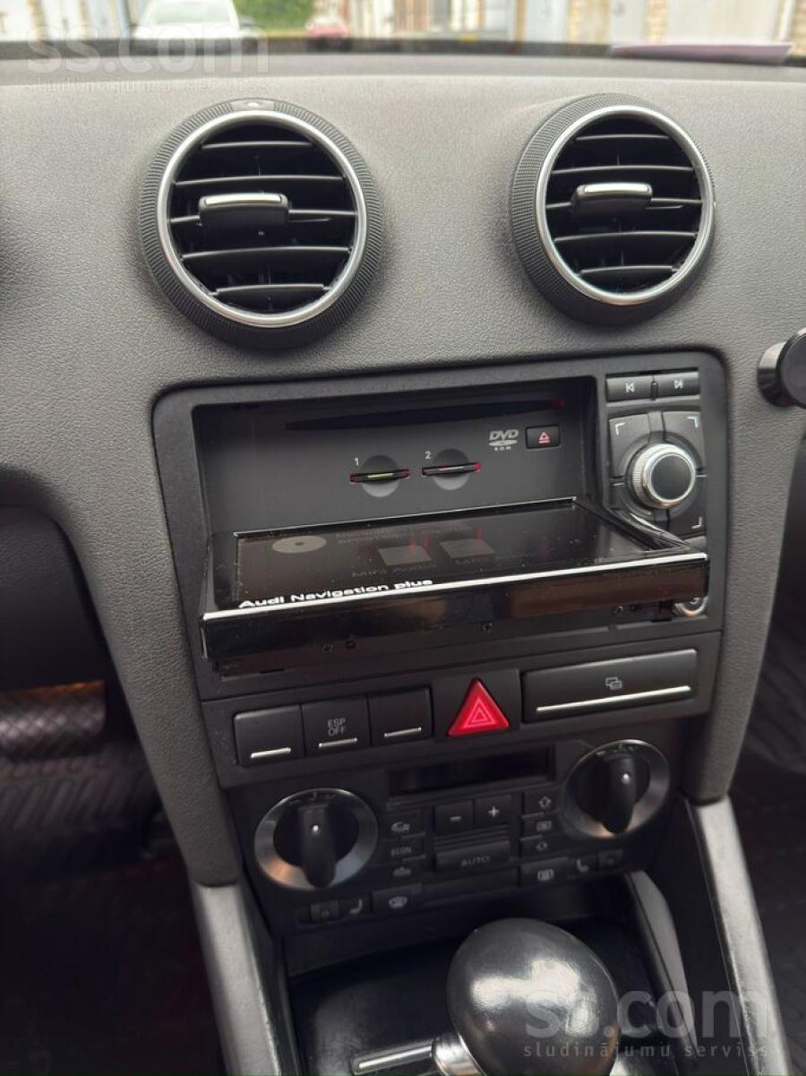 Black Audi A3 2008 in Riga, with an engine capacity of 2.00 L and mileage of 292 thousand km for 6500 €, photo 21 on AUTOMOTO.COM.LV