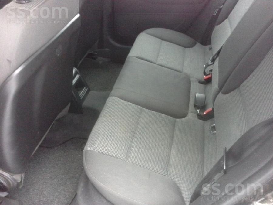 Melns Audi A3 2008 Rēzekne, ar dzinēja tilpumu 1.90 L un nobraukumu 310 tūkst. km par 3450 €, foto 9 vietnē AUTOMOTO.COM.LV