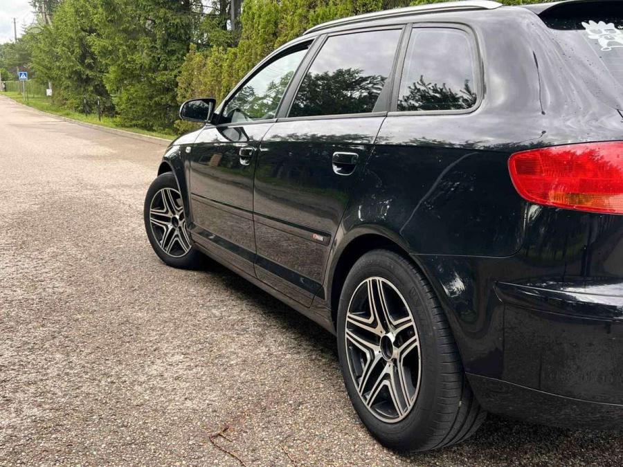 Black Audi A3 2008 in Sirvintos, with an engine capacity of 1.97 L and mileage of 353 thousand km for 3750 €, photo 14 on AUTOMOTO.COM.LV