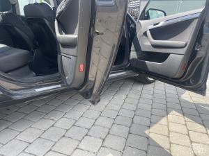 Black Audi A3 2008 in Vilnius, with an engine capacity of 2.00 L and mileage of 230 thousand km for 2999 €, photo 23 on AUTOMOTO.COM.LV
