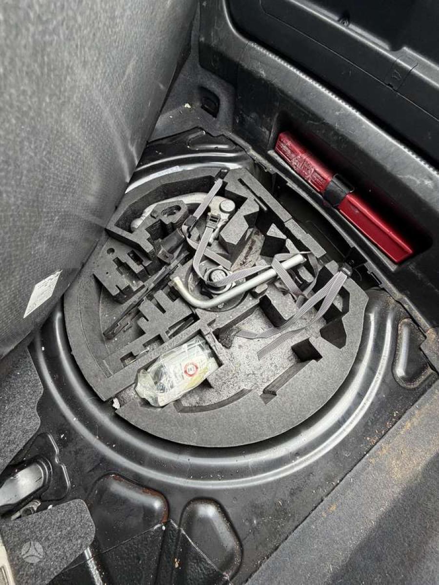 Black Audi A3 2008 in Kaunas, with an engine capacity of 1.80 L and mileage of 245 thousand km for 599 €, photo 10 on AUTOMOTO.COM.LV