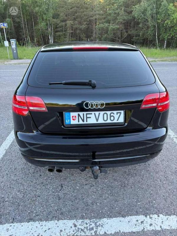 Black Audi A3 2008 in Klaipeda, with an engine capacity of 1.40 L and mileage of 221 thousand km for 3650 €, photo 6 on AUTOMOTO.COM.LV