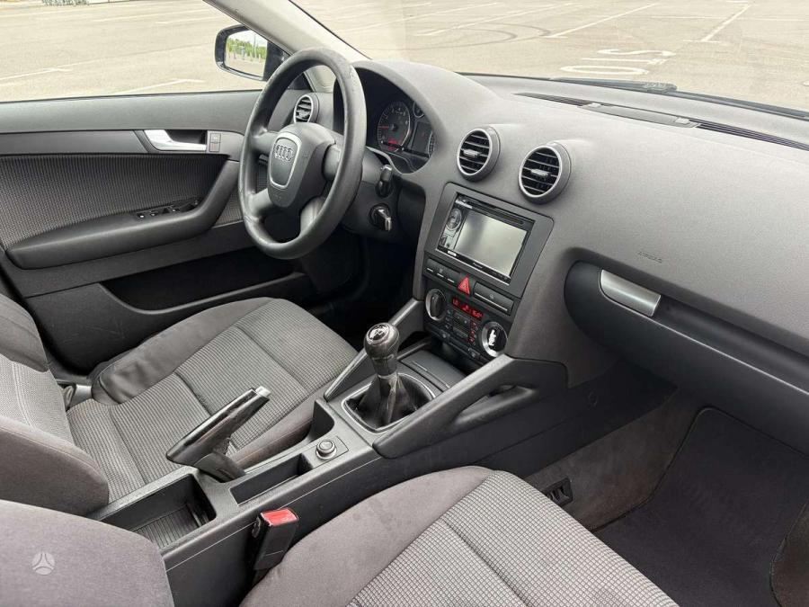 Melns Audi A3 2008 Viļņa, ar dzinēja tilpumu 1.60 L un nobraukumu 315 tūkst. km par 1900 €, foto 11 vietnē AUTOMOTO.COM.LV