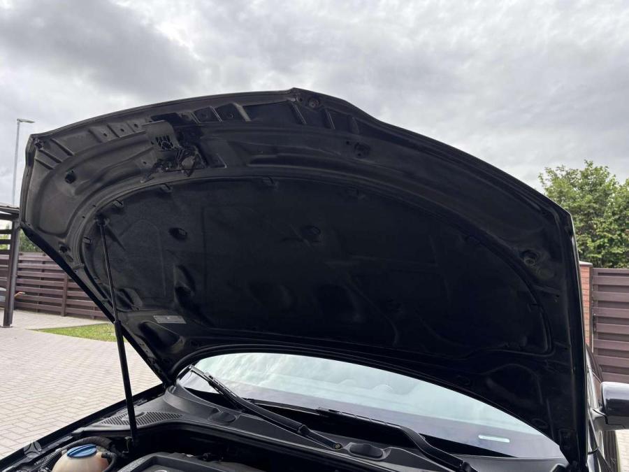 Black Audi A3 2008 in Klaipeda, with an engine capacity of 1.90 L and mileage of 276 thousand km for 2850 €, photo 12 on AUTOMOTO.COM.LV