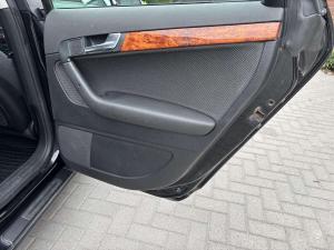 Black Audi A3 2008 in Klaipeda, with an engine capacity of 1.90 L and mileage of 276 thousand km for 2850 €, photo 20 on AUTOMOTO.COM.LV