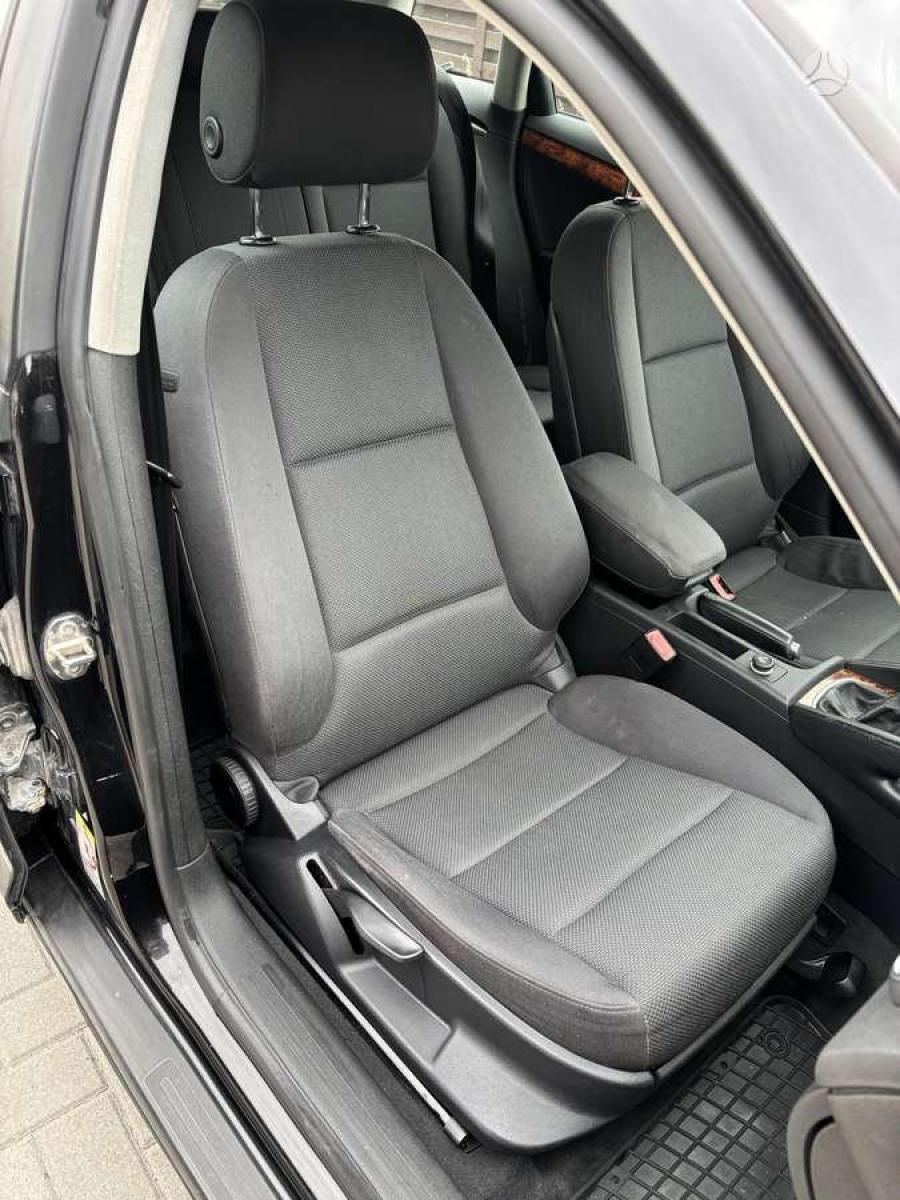 Black Audi A3 2008 in Klaipeda, with an engine capacity of 1.90 L and mileage of 276 thousand km for 2850 €, photo 21 on AUTOMOTO.COM.LV