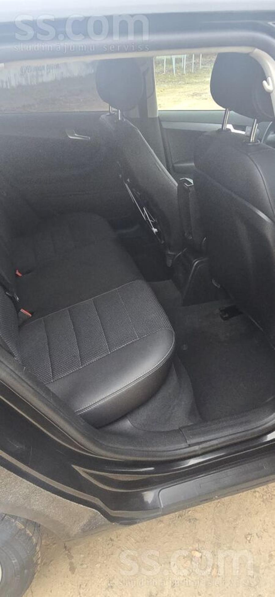 Black Audi A3 2008 in Riga, with an engine capacity of 1.90 L and mileage of 411 thousand km for 3800 €, photo 5 on AUTOMOTO.COM.LV